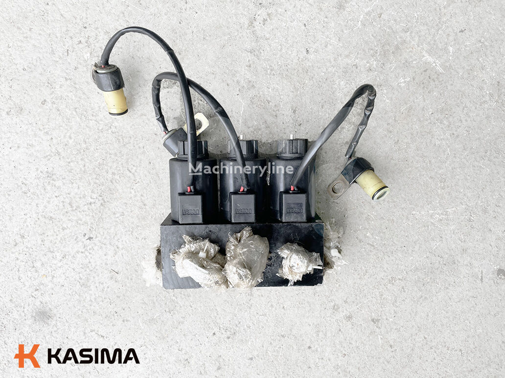Nachi ZS-T02-A100P-MD28G-J3-21A solenoidni ventil za Volvo EC240LC bagera
