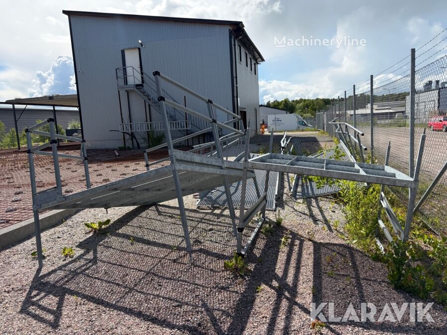 Prodaje se Trident Handikappramp Trident Industri AB med plattform 2 st skladišnu merdevinu na aukciji