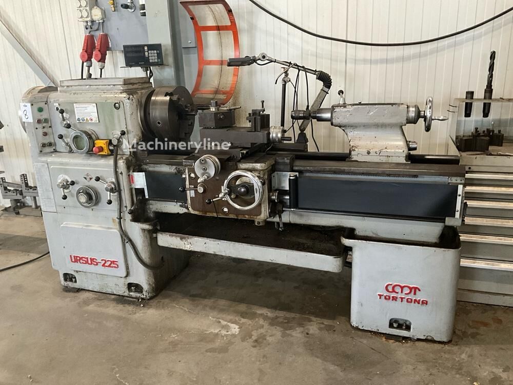 Prodaje se CMT Tortona URSUS-225 strug za metal na aukciji