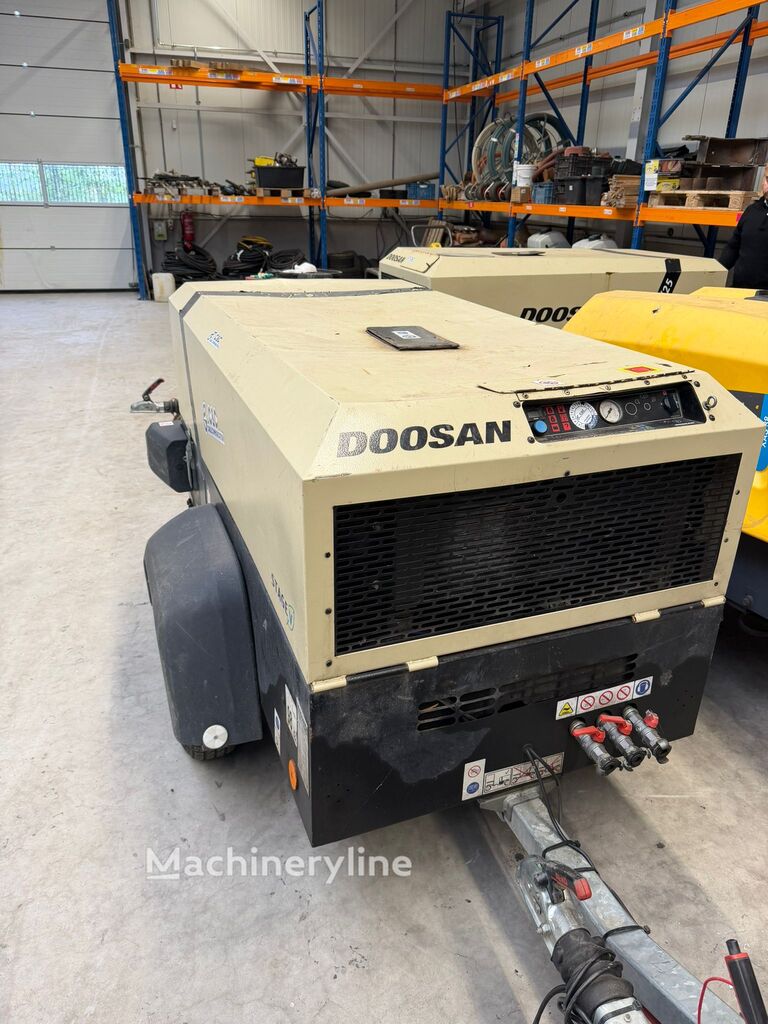 Doosan 7/25 mobilni kompresor