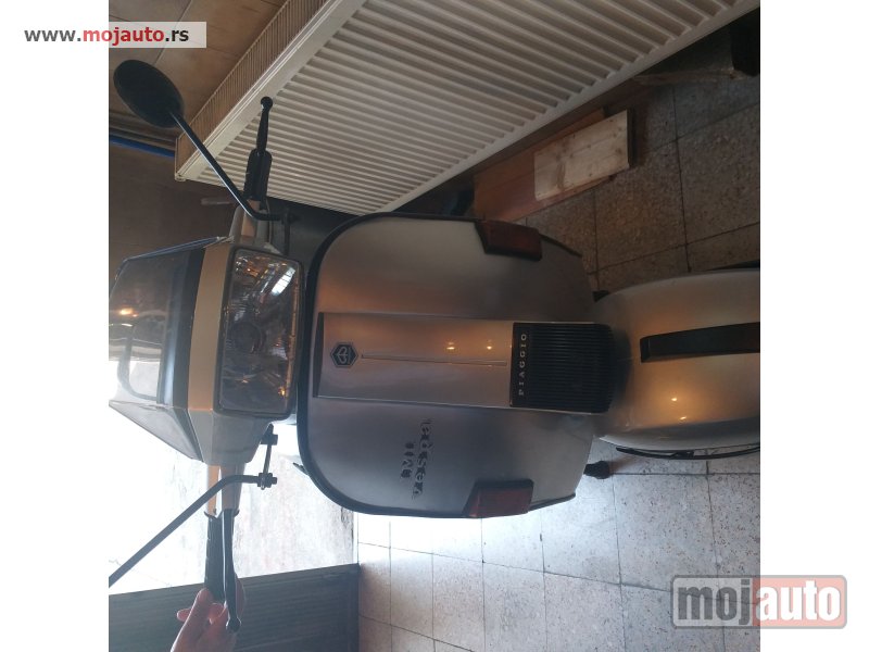 Piaggio Vespa