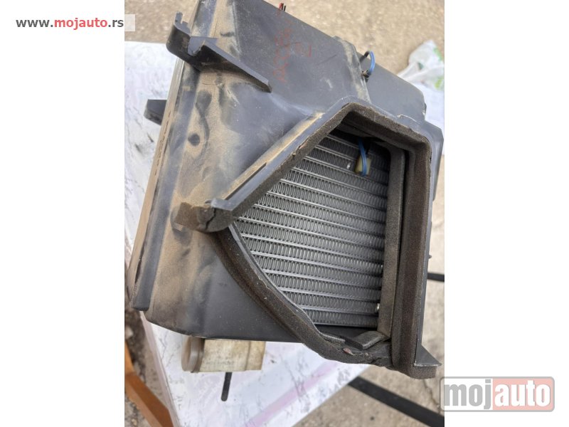 Hyundai accent 1.3 benzin radijator kabine