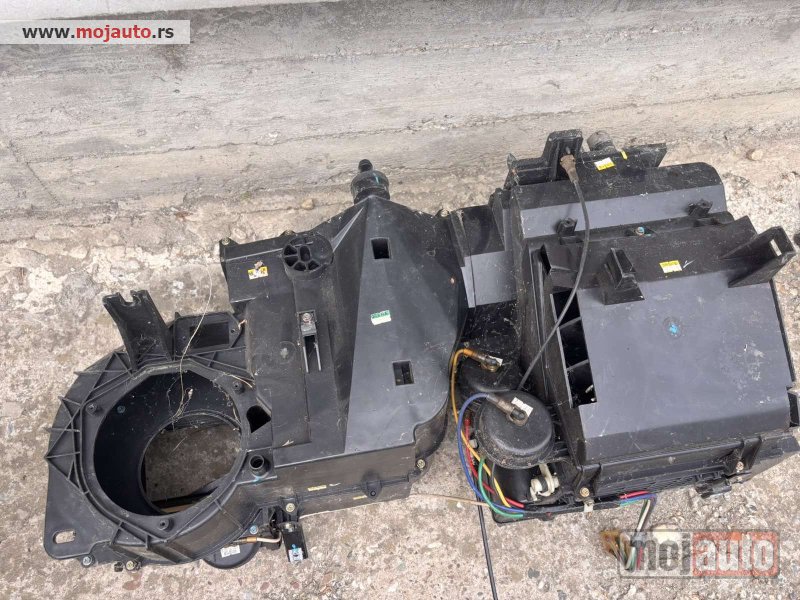Daewoo Nubira 1 kuciste za ventilaciju