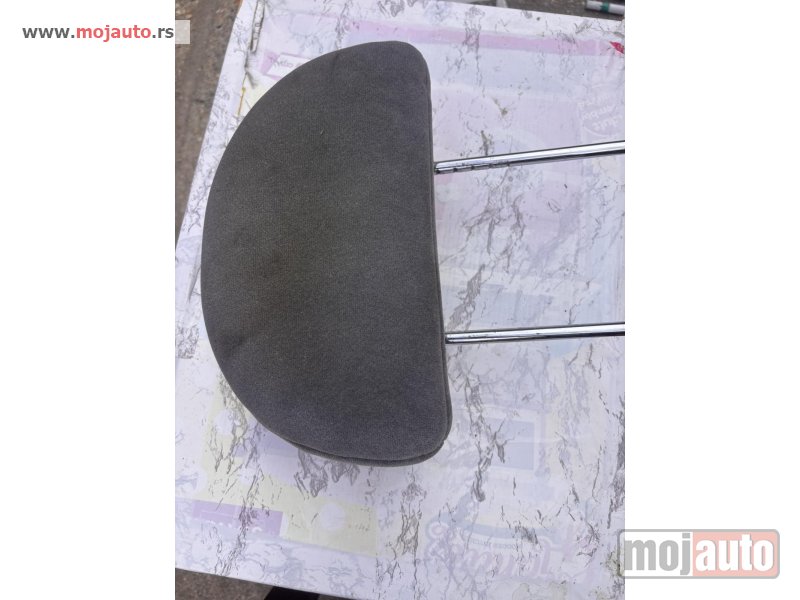 Daewoo Nubira 1 nasloni glave