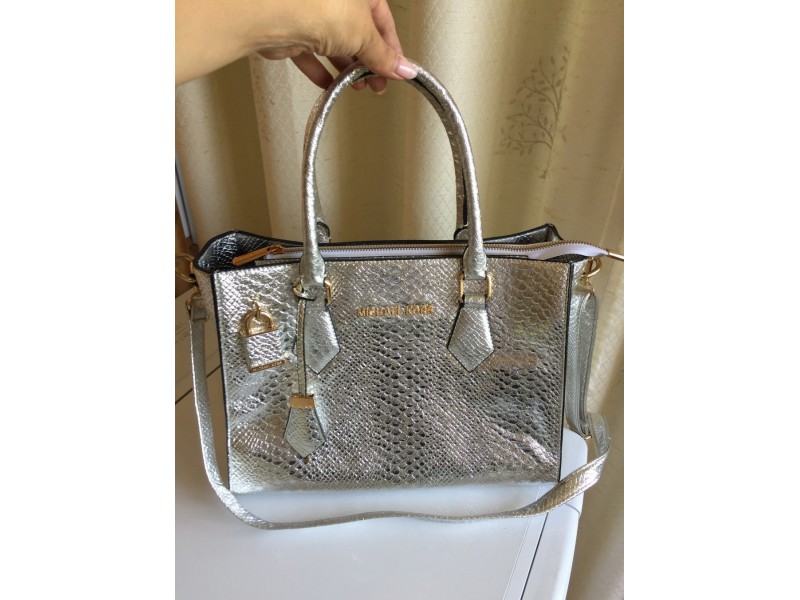 MICHAEL KORS torba KAO NOVA