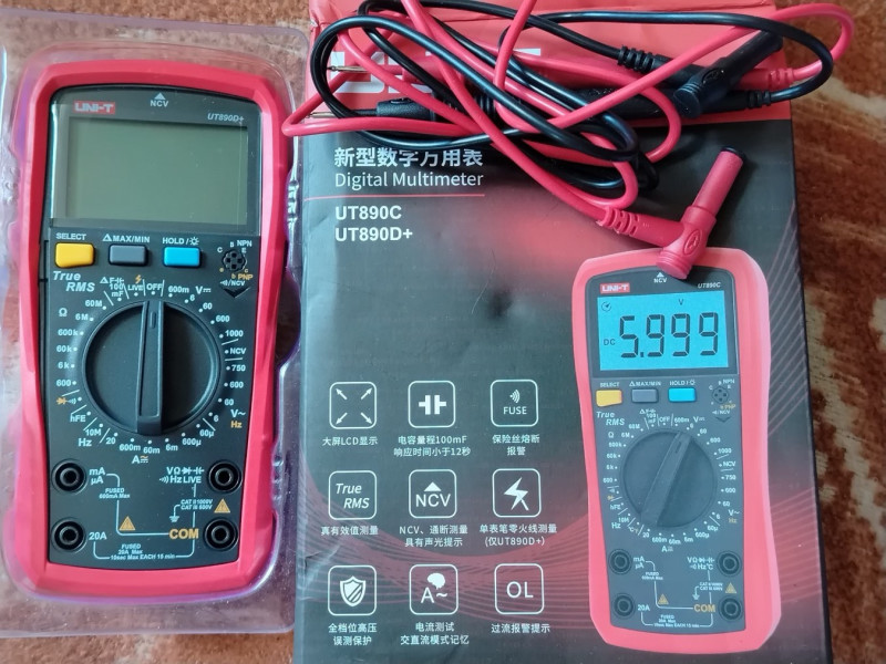 UNI-T 890 D+
