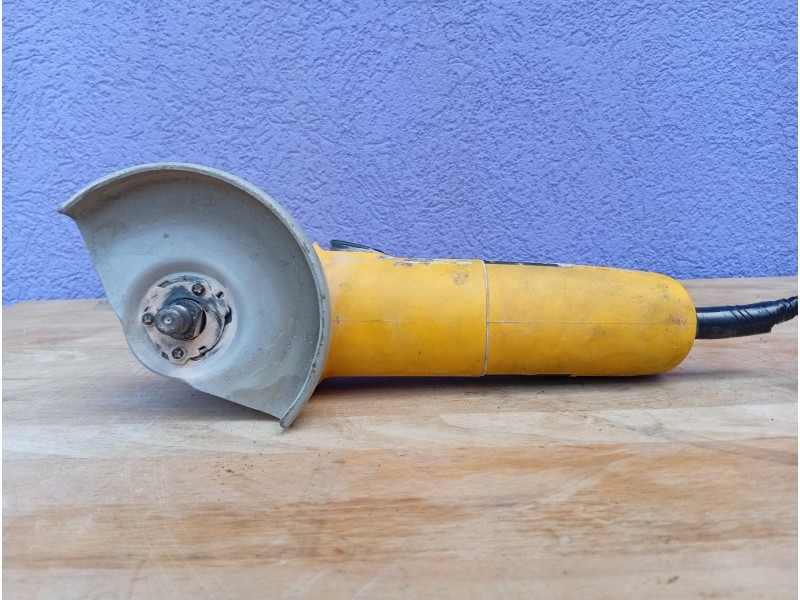 dewalt ugaona brusilica