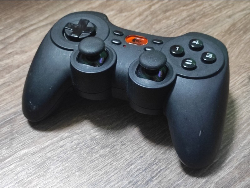 Logitech Cordless Rumblepad 2