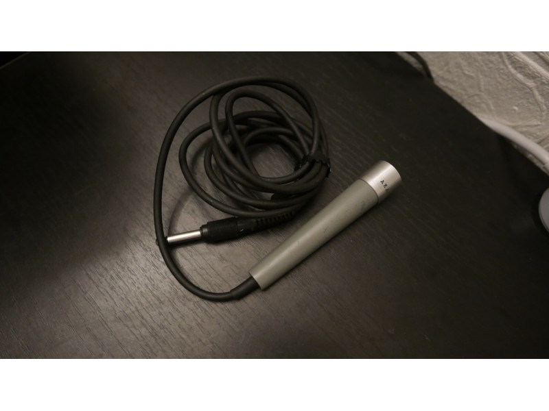 Akai Vintage Dynamic Microphone