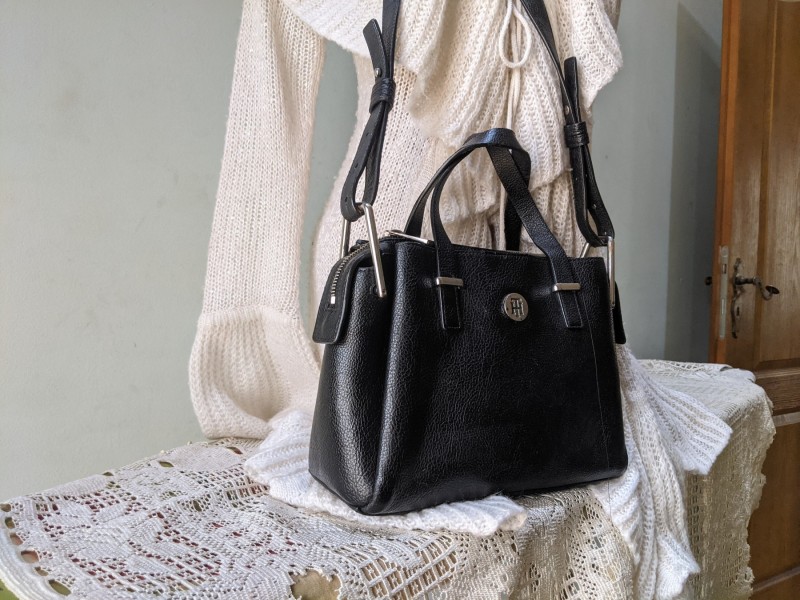 Tommy Hilfiger - CORE SATCHEL - Original