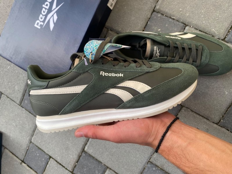 Reebok fiori broj 44--28,5cm