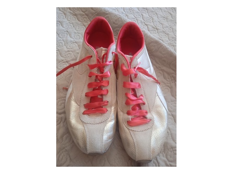 REEBOK patike 40