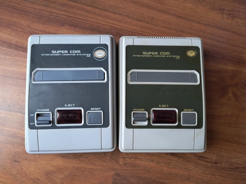 2 Super Com konzole