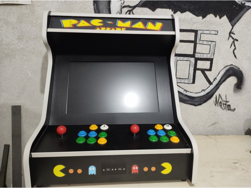 Arcade Cabinet (arkada)