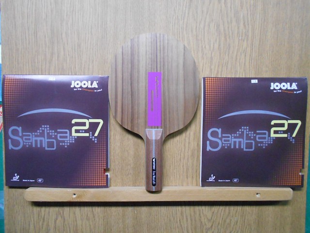 Kvalitetan reket za stoni tenis (z 27)
