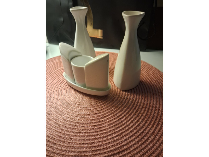 Beli keramicki set za trpezarijski sto ( 6u1)