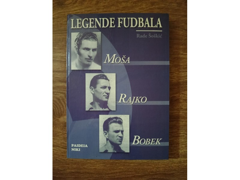 Knjiga LEGENDE FUDBALA 2005.
