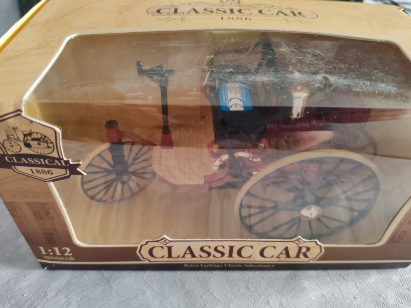 MODEL STAROG AUTOMOBILA (NOVO)