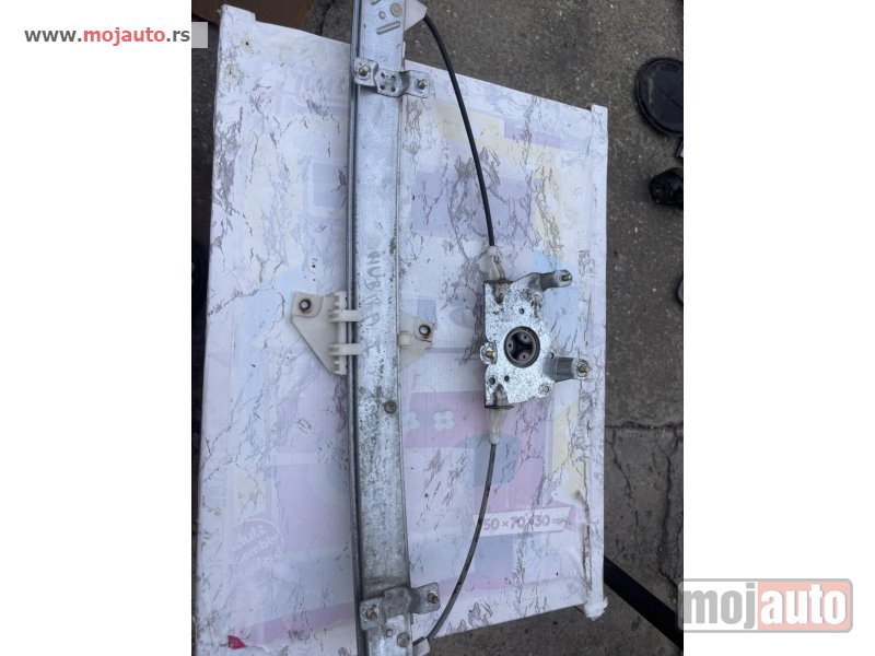 Daewoo Nubira 1 elektricni podizac stakla zadnja leva vrata