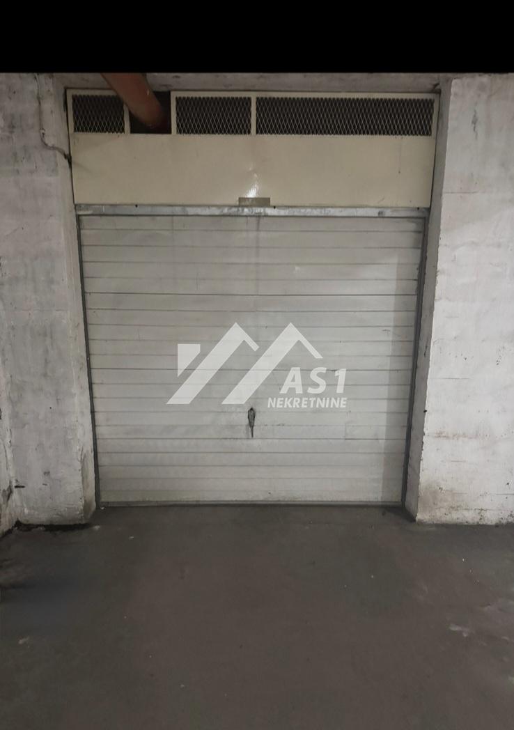 Strogi centar odlična garaža ID#7561
36.500 €