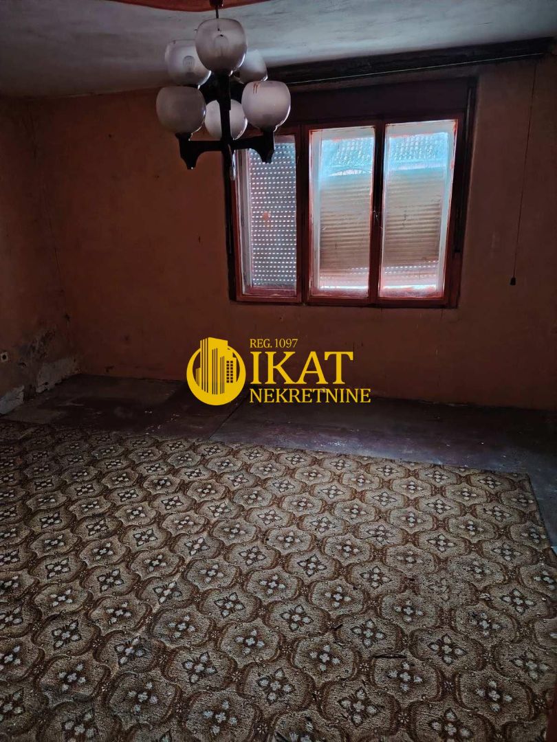 Perlez kuća 139m2, plac 6.5 ari ID#4805
25.000 €