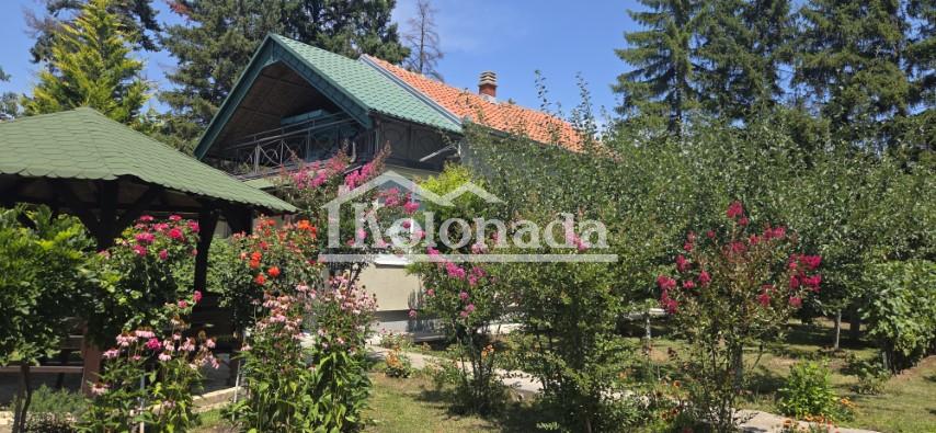 Kuća sa bajkovitim dvorištem - Babe, Sopot ID#5426
150.000 €