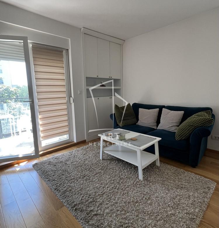 Zemunske kapije, 40m2, sa garažnim mestom ID#1184411
600 €