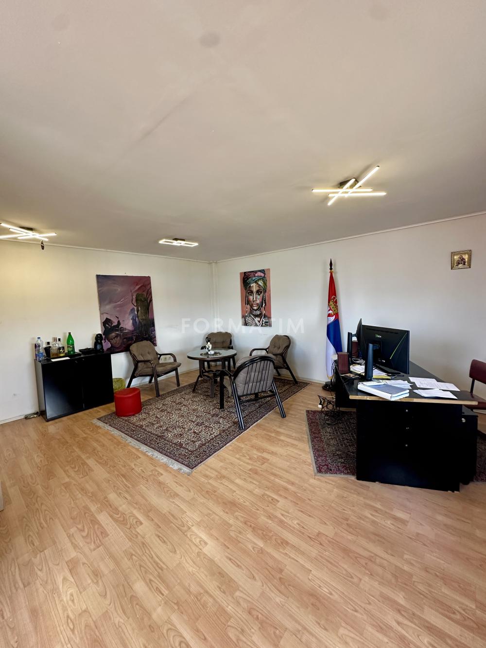 Borča, 350 m2, kancelarijsko poslovni prostor ID#2931
1.300 €