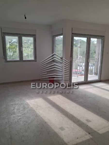 Troiposoban, dve terase, Mirijevo ID#9815
163.800 €