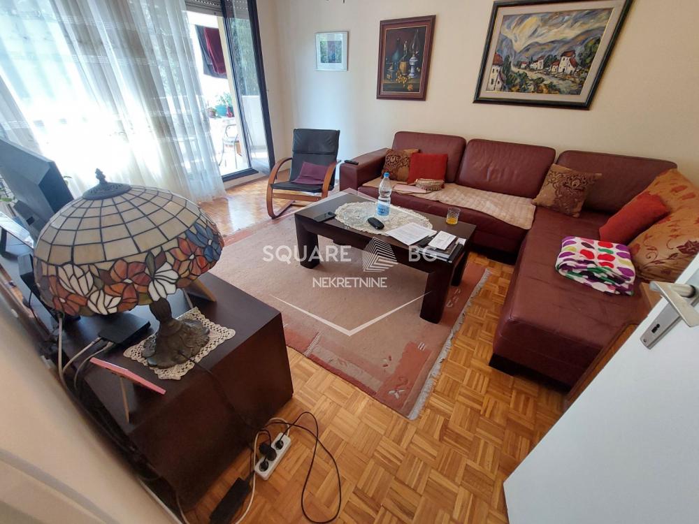 Vidikovački venac,2.0 renoviran, uknjižen ID#6129
216.000 €