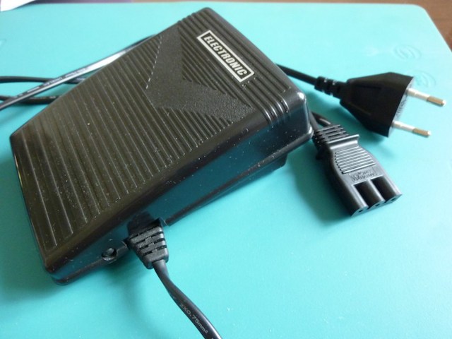 Electronic papučica 4C-326G za Singer šivaću mašinu