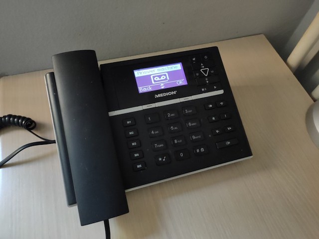 Dobar Medion fiksni telefon,caller id,sekretarica.