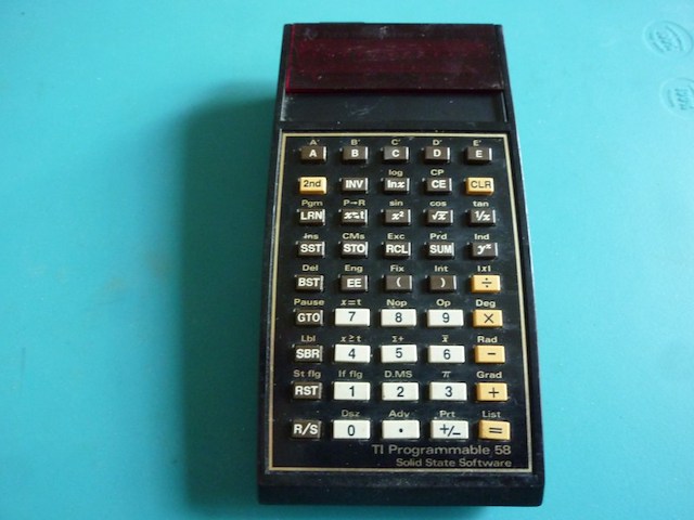 Texas Instruments TI-58 - stari kalkulator za delove