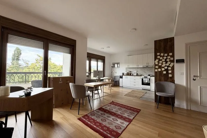 Izdavanje, četvorosoban stan, 81m², Dorćol Sve Podlokacije, Beograd