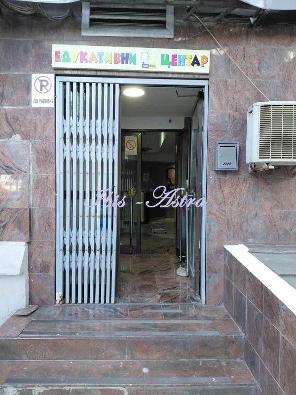 Izdavanje, poslovni prostor, 88m², Voždovac Sve Podlokacije, Beograd