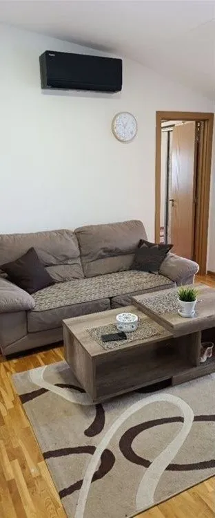 Prodaja, dvosoban stan, 49m², Mirijevo Sve Podlokacije, Beograd