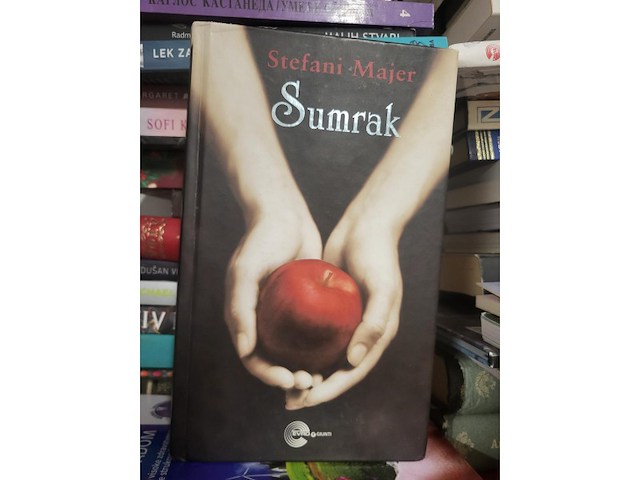 Sfefani Majer SUMRAK