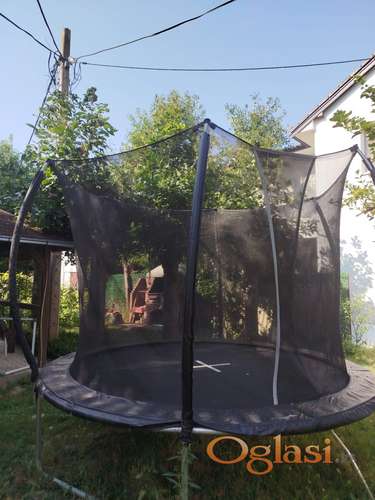 Trambolina