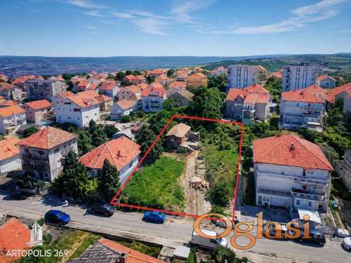 Plac za izgradnju kuće, struja, voda, kanalizacija ID#1407