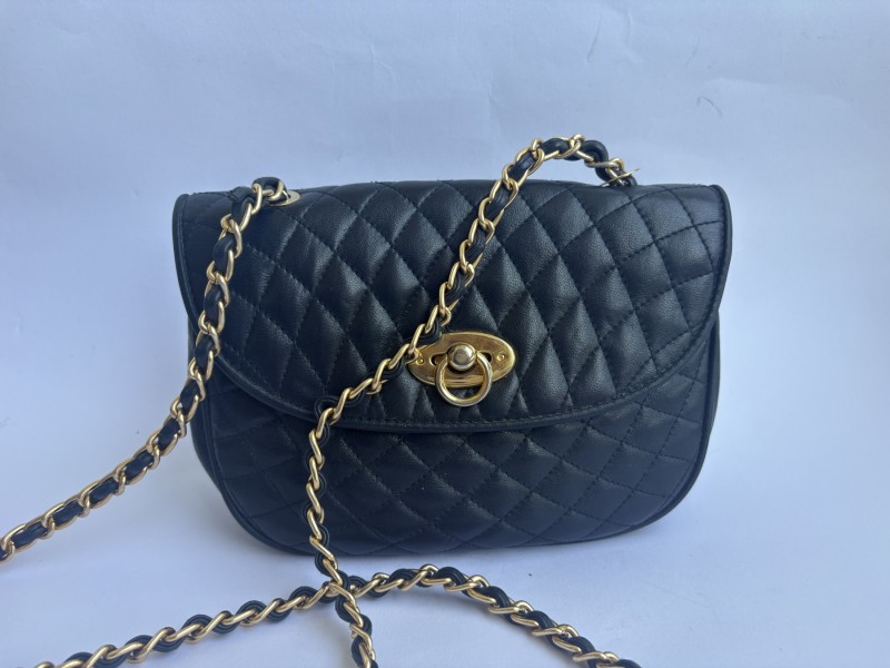 MODERNA ITALIJANSKA TORBA OD PRAVE KOZE MODEL CHANEL
