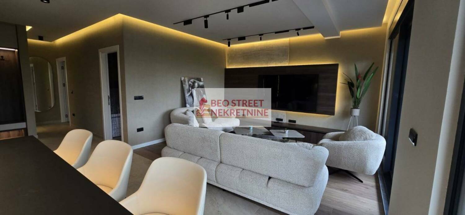 Trosoban stan, Beograd – Zeleno Brdo | Izdavanje · 80m² · 1.500€