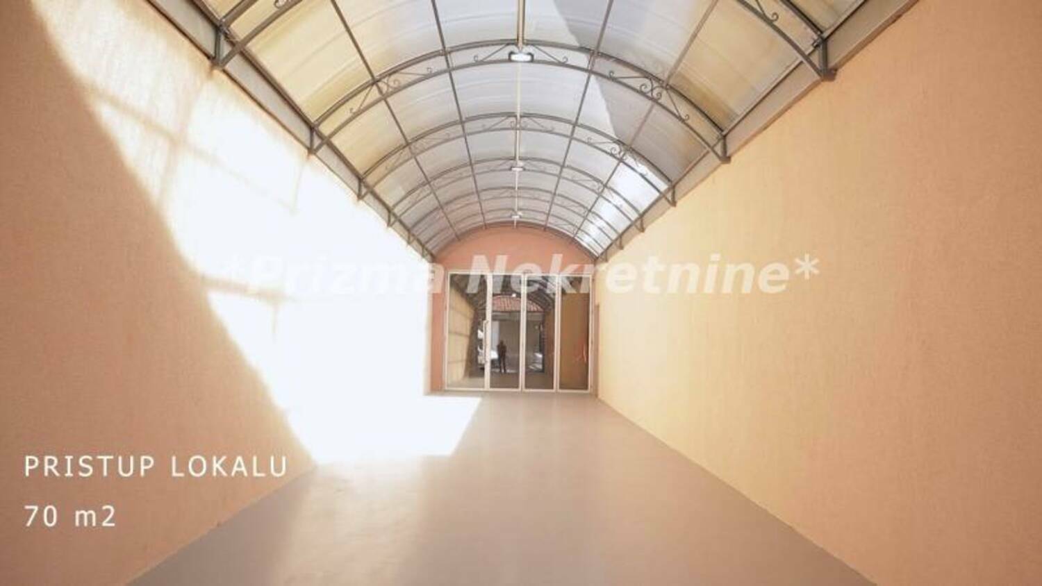 Poslovni prostor / Lokal, Paraćin | Izdavanje · 600m² · 2.000€