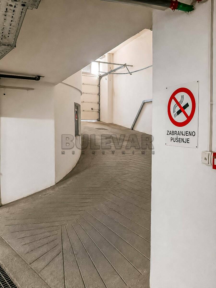 Garaza, Niš - Centar | Izdavanje · 14m² · 150€