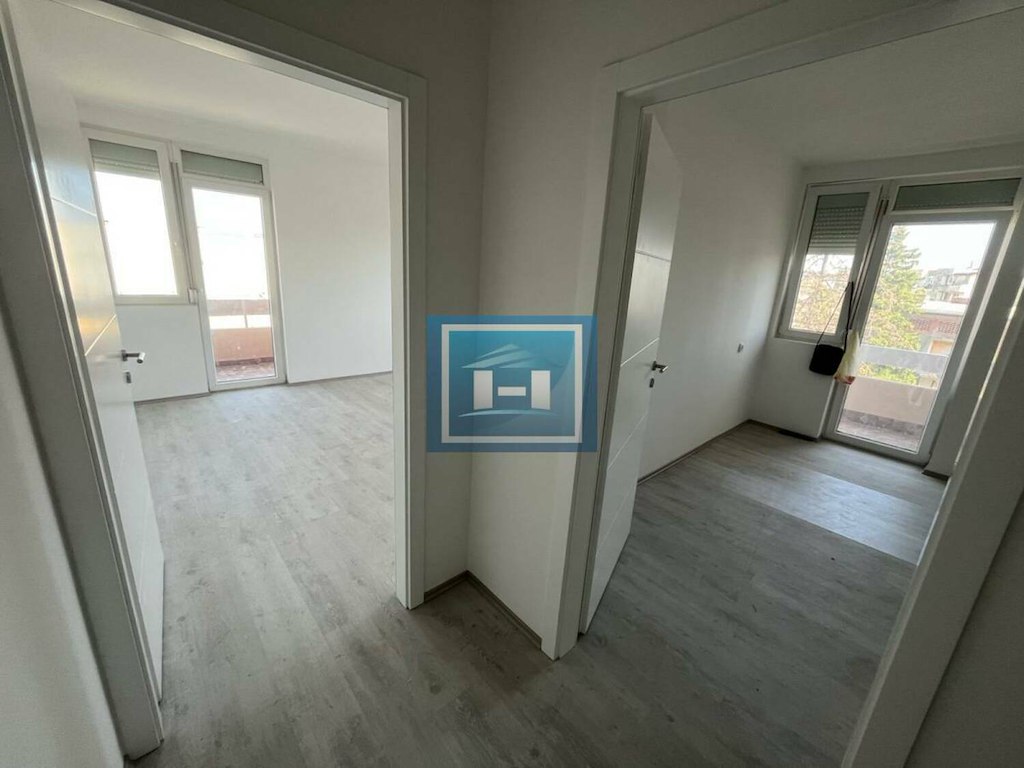 Dvoiposoban stan, Paraćin | Prodaja · 74m² · 75.500€