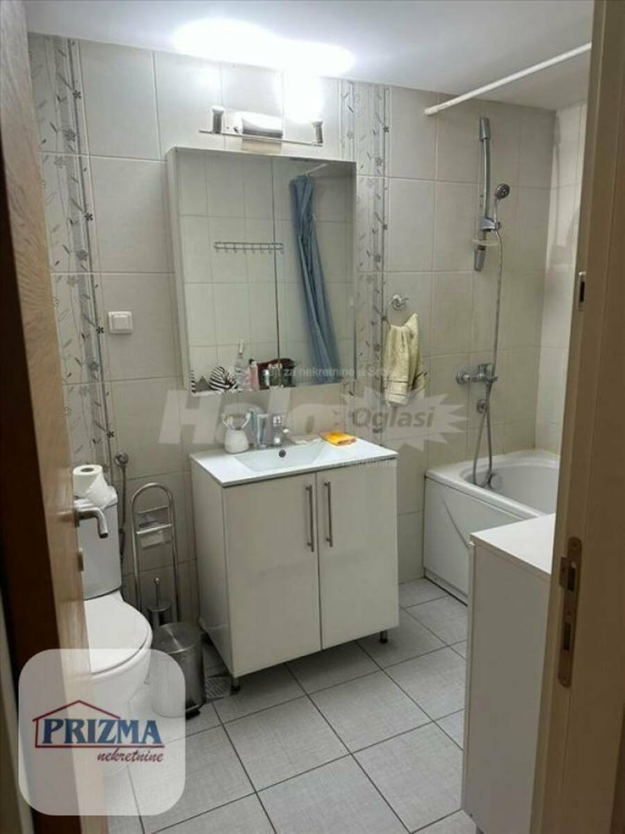 Trosoban stan, Paraćin | Prodaja · 75m² · 110.000€