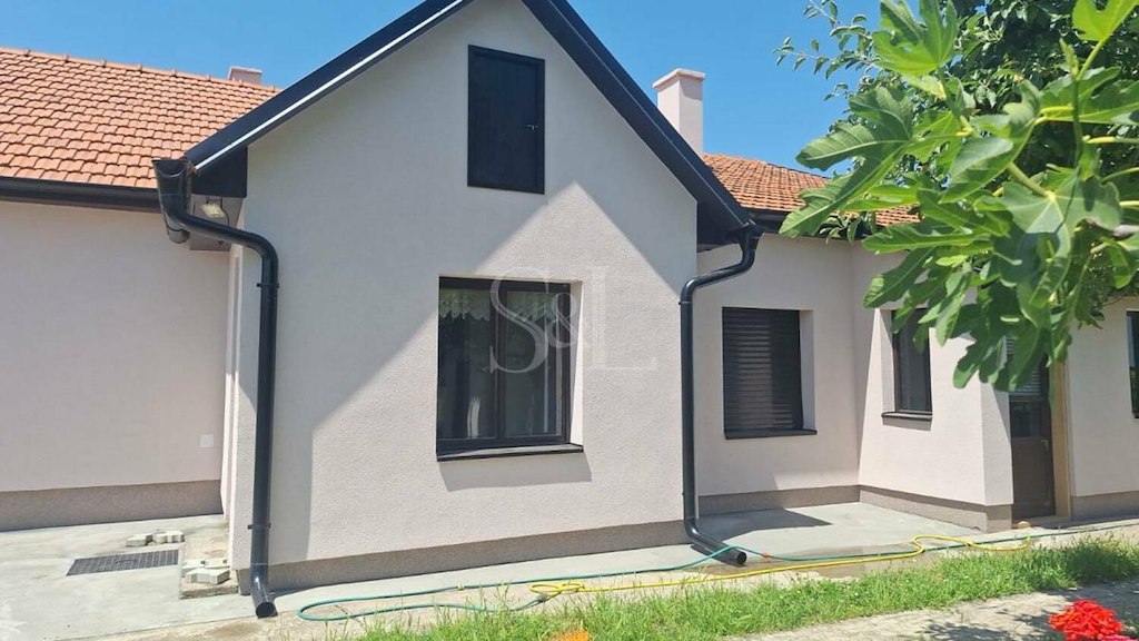 Kuća, Sombor - Stapar | Prodaja · 143m² · 50.000€