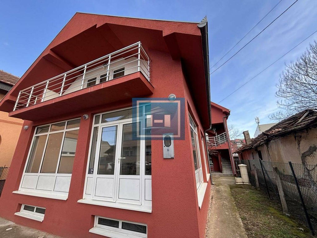Kuća, Jagodina | Prodaja · 350m² · 220.000€
