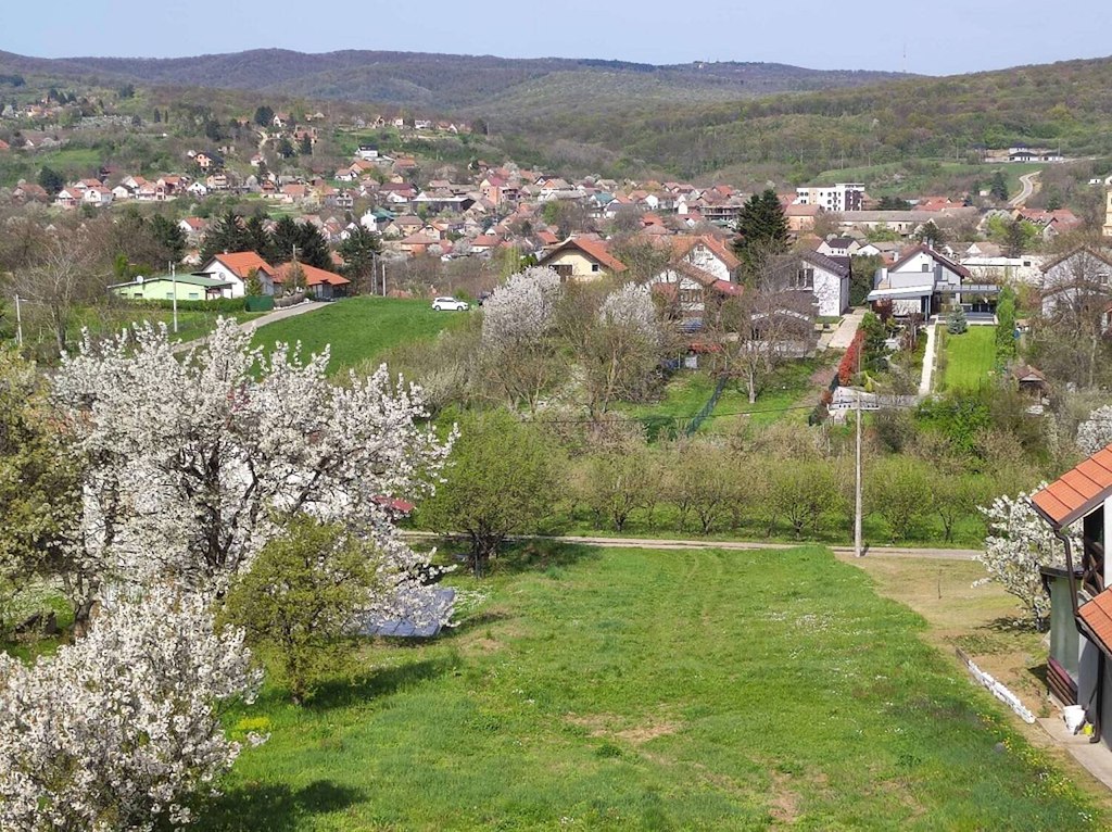 Plac, Vrdnik | Prodaja · 813m² · 58.000€