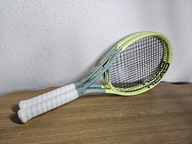 Teniski reket za tenis Head Extreme MP 500 300g 68.5cm