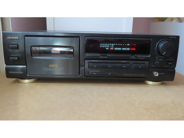 Aiwa AD-F550E kaset-dek, odlično očuvan, prvi vlasnik